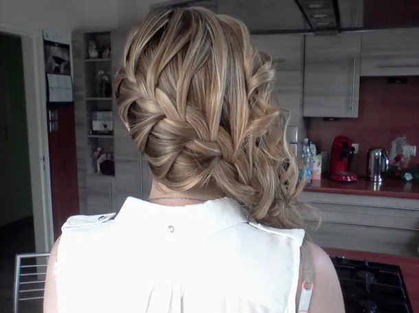 Coiffure Infini'Tif - Coiffure et chignon mariage, soins / coloration ...