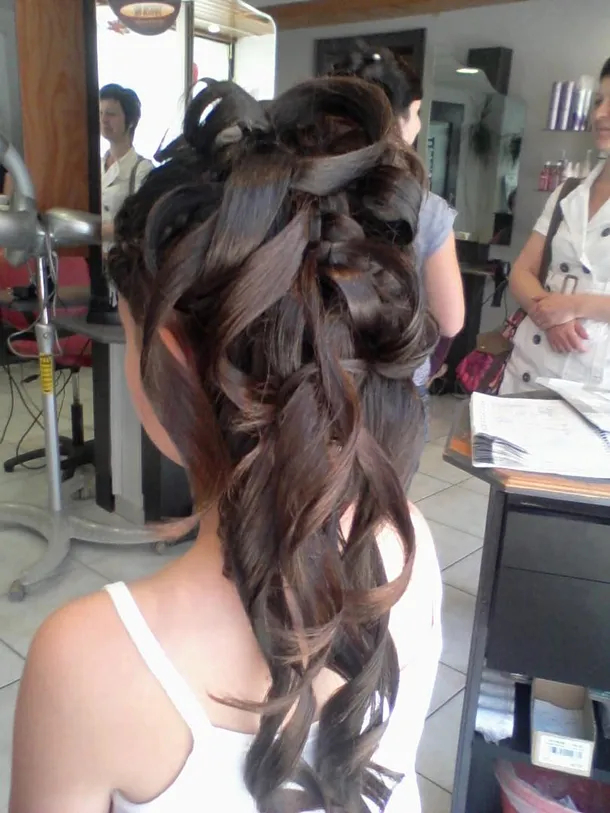 Coiffure Infini'Tif - Coiffure et chignon mariage, soins / coloration ...
